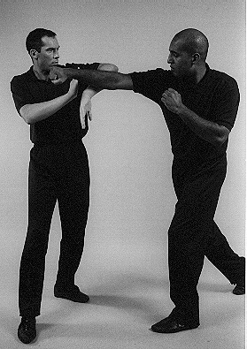 Wing Chun Bong Sau - UK Wing Chun Assoc.